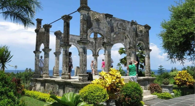 Bali: Lempuyang Temple, Tirta Gangga, and Taman Ujung Tour - Exploring the Itinerary