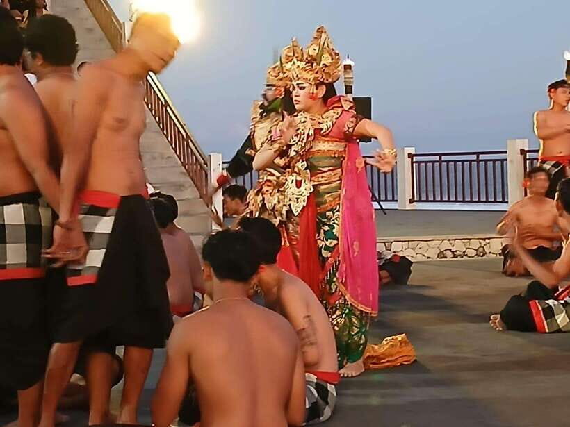 Bali: MELASTI BEACH SUNSET KECAK DANCE WITH DINNER PACKAGES - The Value of This Tour