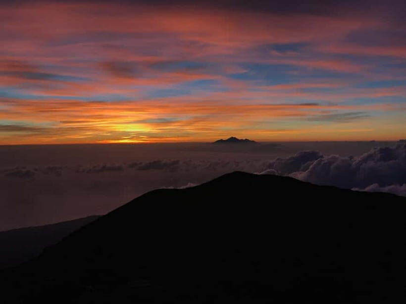 Bali: Mount Agung Sunrise Trekking Tour via Besakih Temple - Authenticity and Experience – What Travelers Say