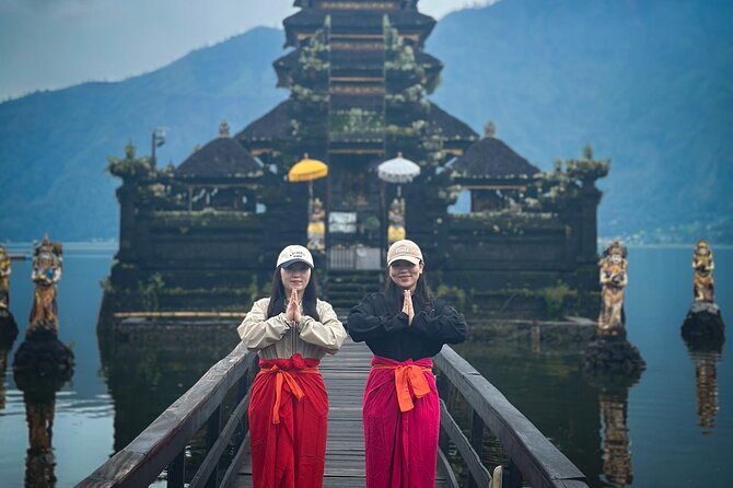 Bali: Mount Batur Jeep Sunrise & Hot Springs - All Inclusive - Exploring the Lava and Volcanic Landscape