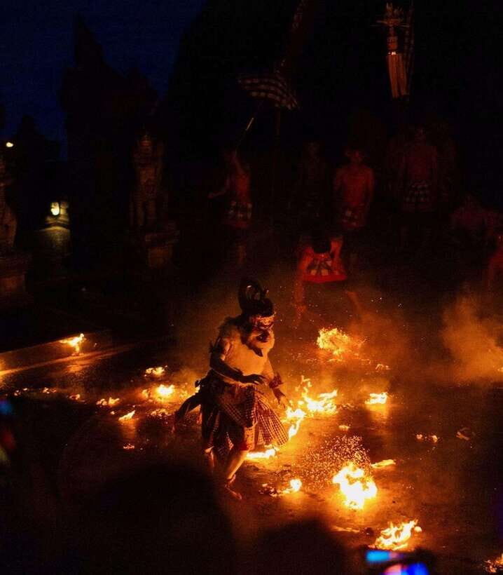 Bali: Padang Padang Beach, Uluwatu Temple & Kecak Dance - Key Points