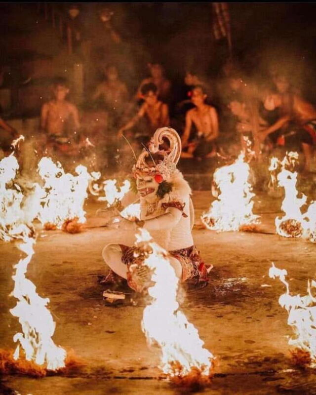 Bali: Padang Padang Beach, Uluwatu Temple & Kecak Dance - FAQ