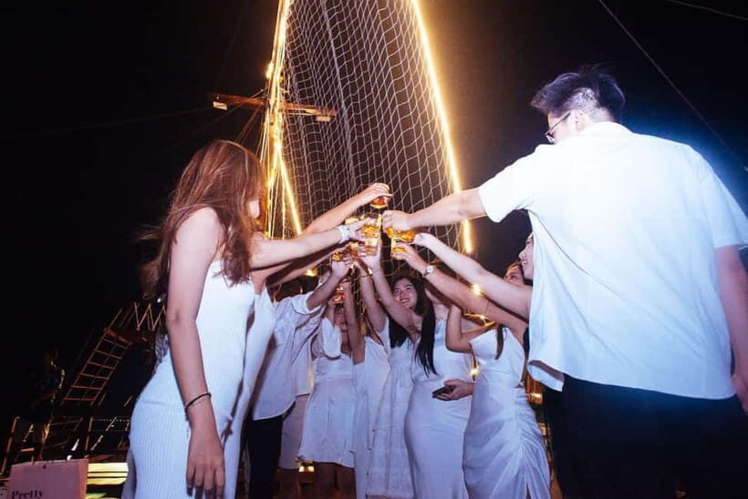 Bali: Phinisi Sunset Dinner Cruise with Entertainment - FAQ