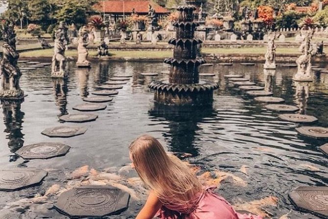 Bali Private Car or Minibus Charter With Driver - Why a Private Driver in Bali Can Be a Game-Changer