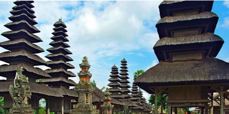 Bali Private Tour Best Waterfall with Tanah Lot Temple - FAQ