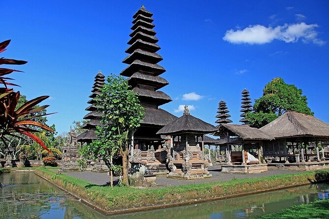 Bali Private Tour: Ulun danu Temple, Iconic Handara Gate & Tanah lot sunset. - Who Will Love This Tour?
