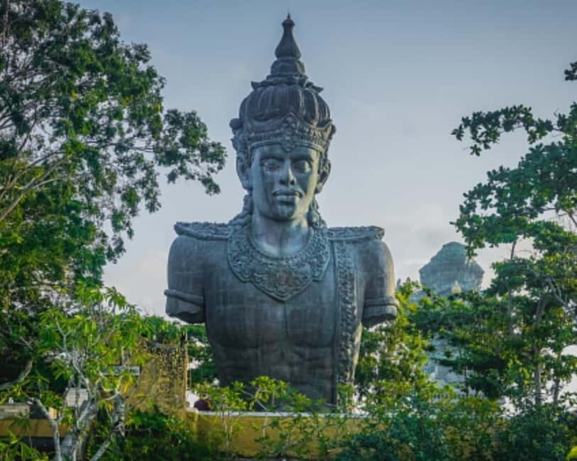 Bali: Private trip Nusa Dua Area, GWK, Jimbaran, and Uluwatu - Transportation, Price, and Group Size