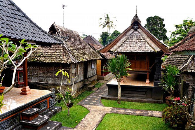 Bali Romantic: Ubud and Tanah Lot Tour - Optional Stops and Customizations