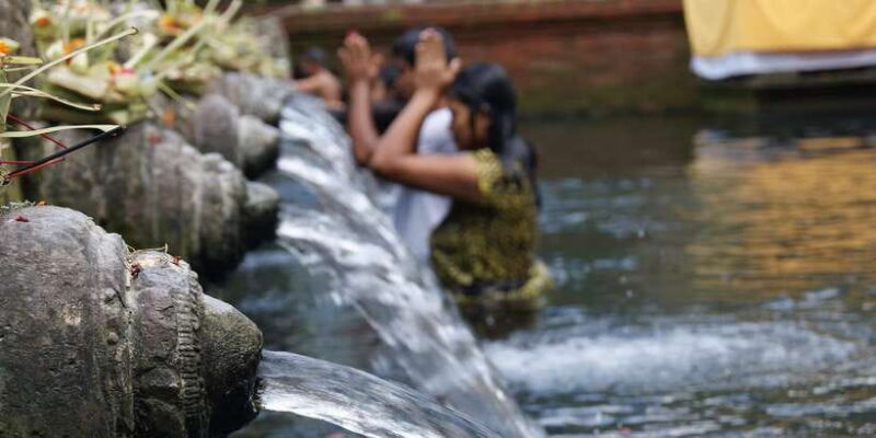 Bali: Sacred Temples and Sunset Private Tour - Comfort and Practicalities