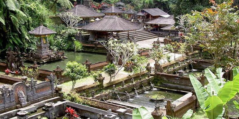 Bali: Sacred Temples and Sunset Private Tour - Authenticity and Guide Excellence