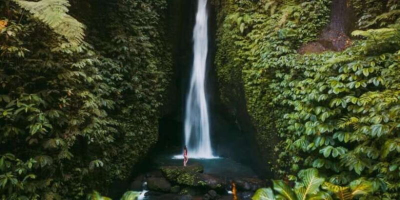 Bali Secret Waterfalls with Ulun Danu Beratan Temple Tour - Key Points