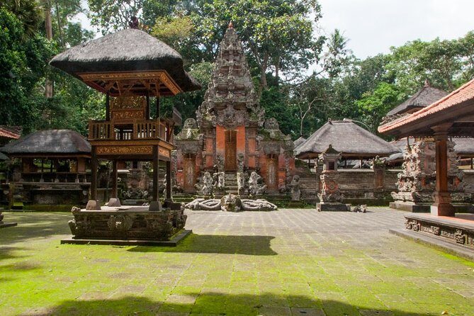 Bali Sightseeing Tours and Tegenungan Waterfall - Who Should Consider This Tour?
