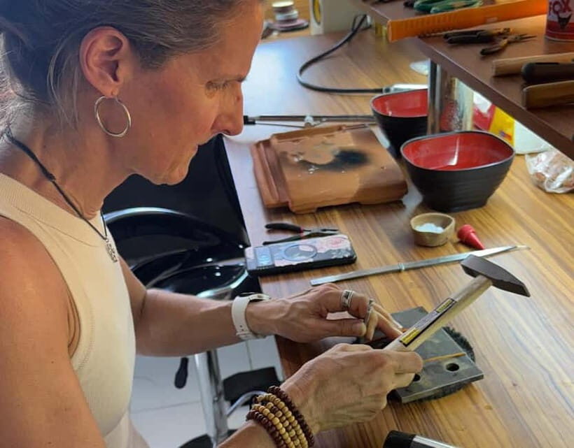 Bali: Silver Class in Kuta With Optional Tour And Activities - Who Should Consider This Experience?