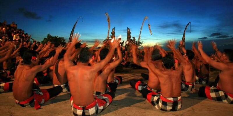 Bali: South Coast Uluwatu, Tanah Lot, and Jimbaran Day Trip - FAQ