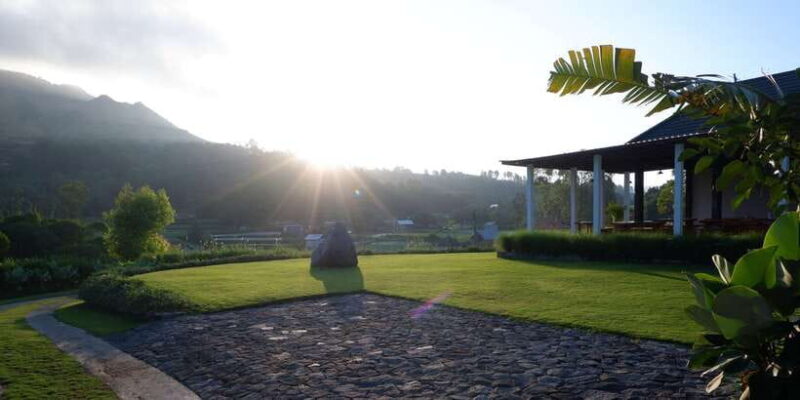 Bali: Sunrise Hike at Mount Batur with Bali Swing - Key Points