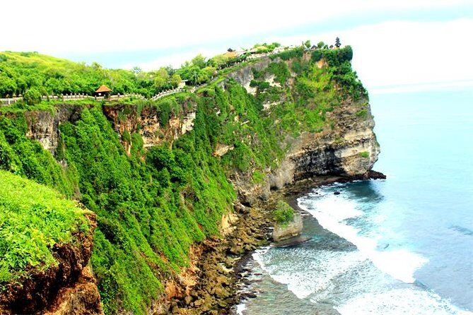 Bali Sunset: Uluwatu Temple, Kecak Dance and Jimbaran - An In-Depth Look at the Tour Itinerary