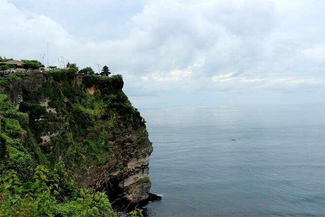 Bali Sunset: Uluwatu Temple, Kecak Dance and Jimbaran - Authentic Experiences and Authenticity