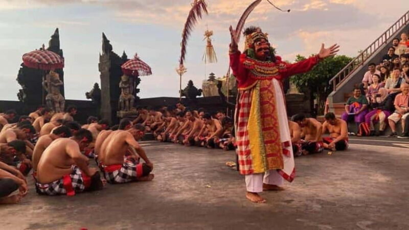 Bali: Sunset Uluwatu Temple & Kecak Fire Dance Private Tour - The Climax: Kecak Fire Dance against the Sunset