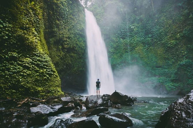 Bali Swing and Taman Beji Griya Waterfall Tour - Key Points