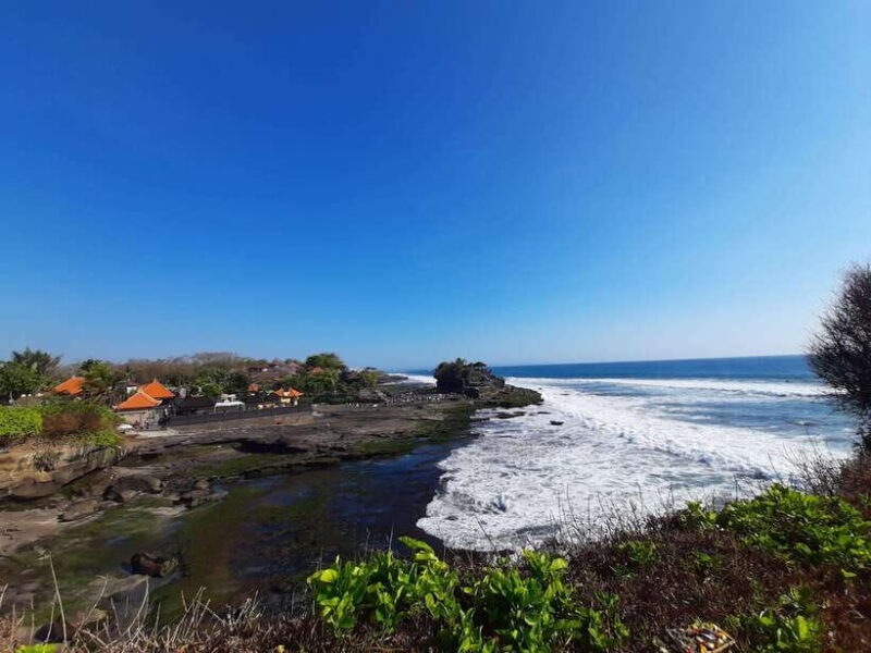 Bali: Taman Ayun and Tanah Lot Temple - The Spectacular Sea-View at Tanah Lot Temple