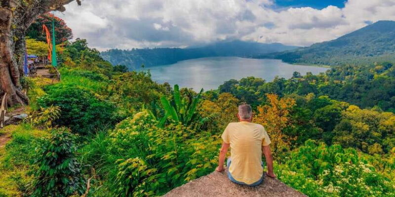 Bali: Twin Lakes, Handara Gates, and Forest Trekking Tour - What’s the Experience Really Like?