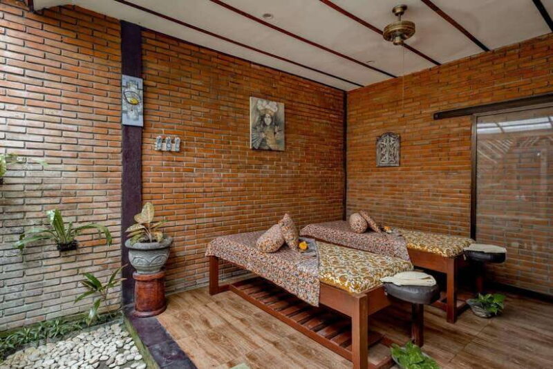 Bali: Ubud Spa Balinese Massage Scrub Flowerbath 2 hour - Authenticity and Cultural Touch