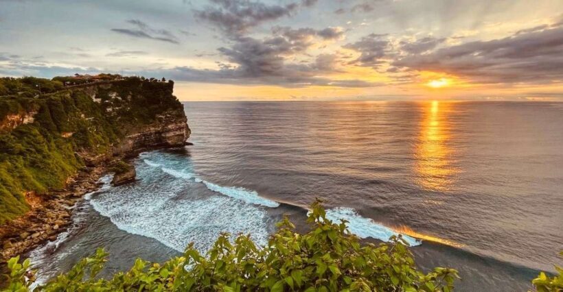 Bali: Uluwatu Temple Tour with Optional Kecak Dance Ticket - A Deep Dive into the Uluwatu Experience
