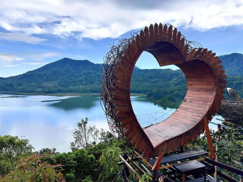 Bali: Wanagiri, Banyumala Twin Waterfall, Ulun Danu Bratan - Analyzing the Value