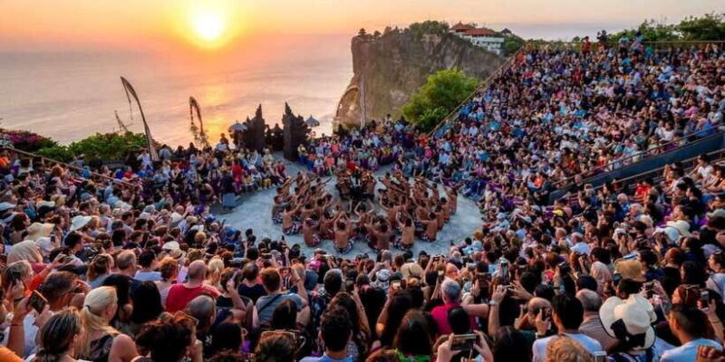 Bali Watersport & Culture Tour: GWK Park & Uluwatu Temple - Key Points