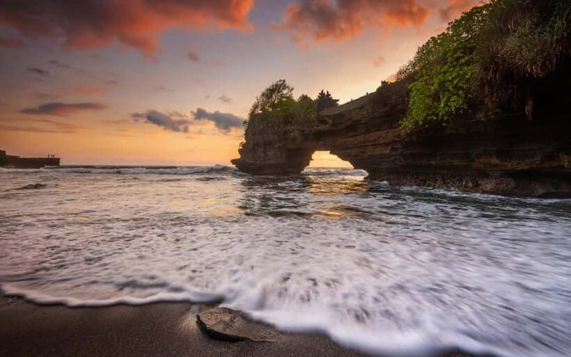 Bali: White Water Rafting, Monkey Forest & Tanah Lot Sunset - Key Points