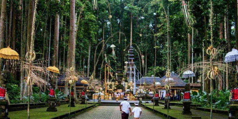 Bali's Golden Embrace: Dazzling Tanah Lot Sunset Expedition - Final Words