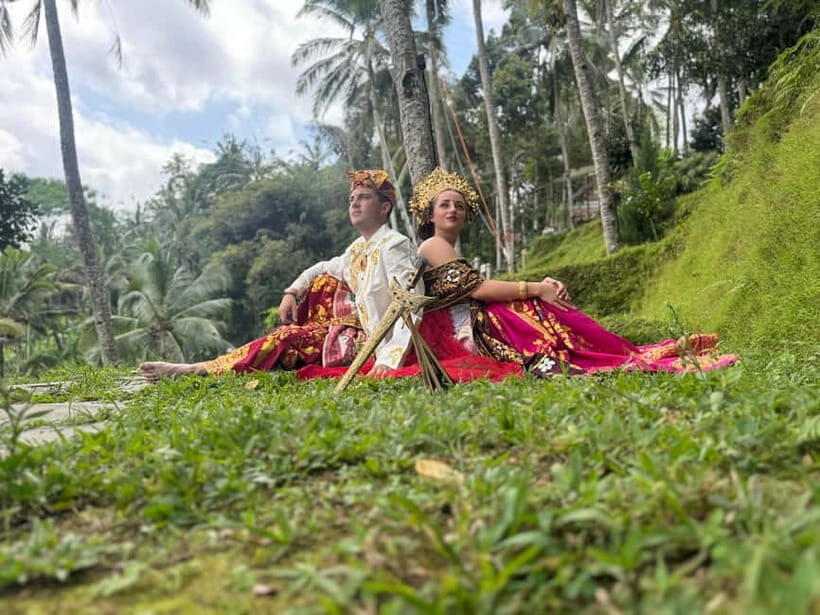 Bali:Traditional Wedding Photoshoot +Massage Rice Field View - Key Points