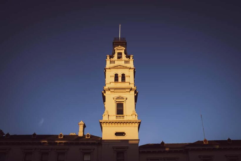 Ballarat: City Tales Guided Walking Tour + Coffee - Key Points