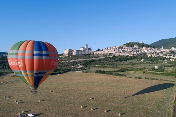Balloon Adventures Italy, Hot Air Balloon Rides Over Assisi, Perugia and Umbria - Breakfast and Wine Tasting at Cantina Dionigi