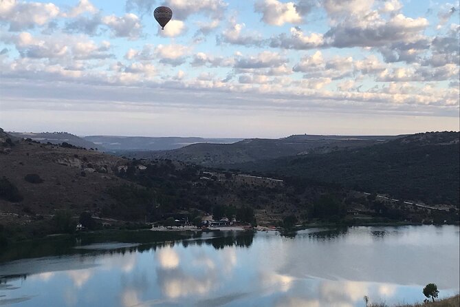 Balloon ride in Segovia with optional transportation from Madrid - The Bottom Line