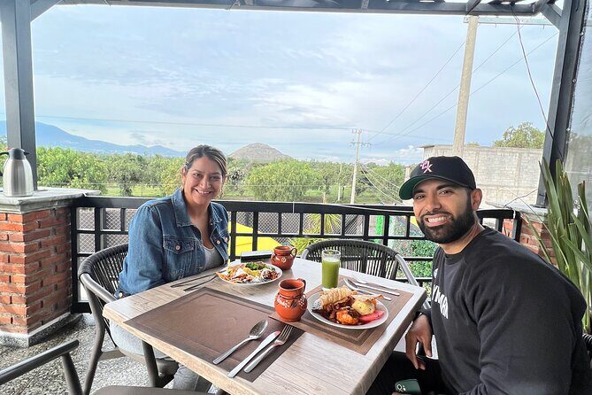 Balloon ride over Teotihuacan with breakfast - Authenticity and Authentic Experience