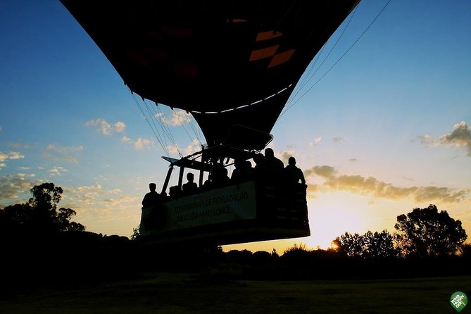 Balloon Ride With Complimentary Drink From Coruche - Clothing Recommendations