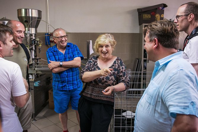 Balsamic Vinegar, Olive Oil and Organic Winery Tour in Assisi With Tasting - Logistics and Accessibility