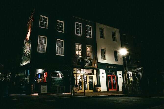 Baltimore Boos & Booze Haunted Pub Crawl - Who Will Love This Tour?