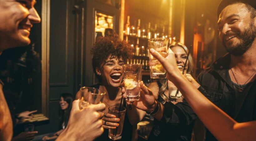 Bamberg: Bar & Club Tour with free Shots & VIP entry - The Itinerary Breakdown
