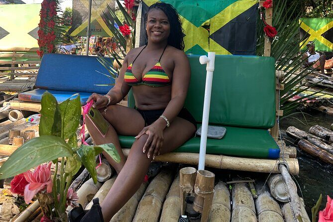 Bamboo Rafting and Jerk Chicken Stop with Souvenir Shopping - The Jerk Chicken Stop: A Culinary Highlight