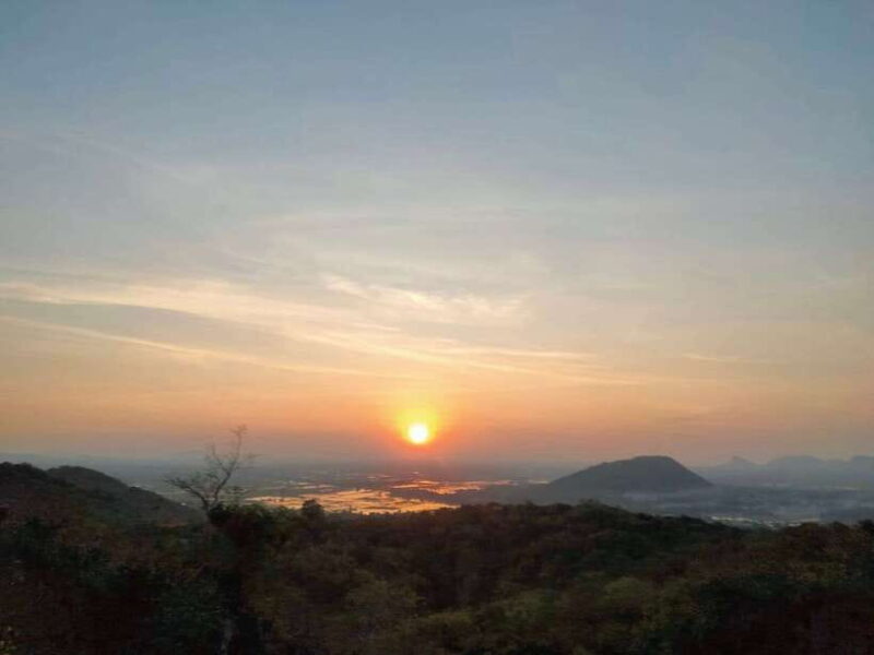 Bamboo Train, Banann Temple, Fruit Bat, Bat Cave, Sunset - Key Points