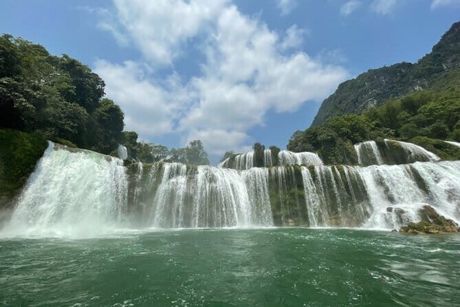 Ban Gioc Waterfall 2D1N From Hanoi Included Nguom Ngao Cave - Key Points