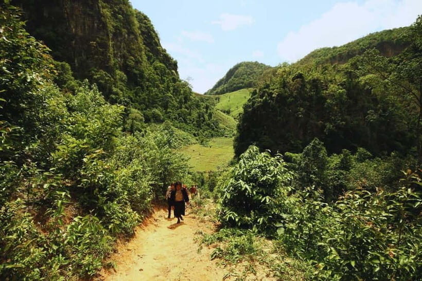Ban Jabo Hike, Walk the Mountains Edge and Touch the Sky - A Closer Look at the Ban Jabo Hike