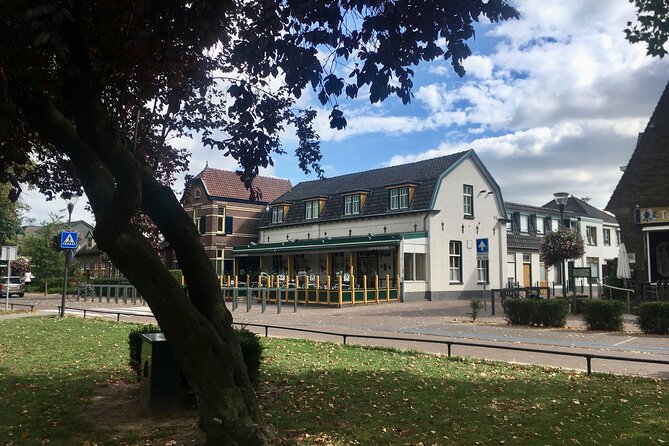 Band of Brothers in Holland Private Tour from Amsterdam - Who Should Consider This Tour?