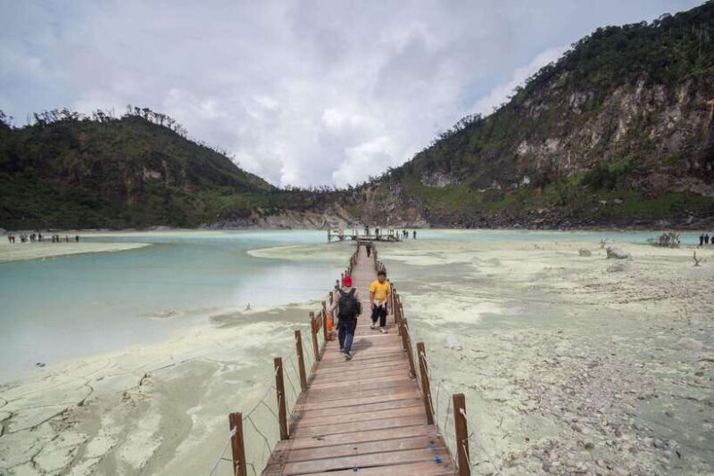 Bandungs Natural Wonders: Kawah Putih and Beyond - Authentic Experiences and Traveler Feedback