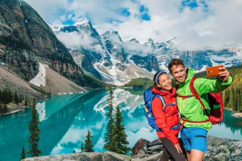 Banff/Calgary:1-Day to Lake Louise,Moraine Lake,Emerald Lake - Key Points