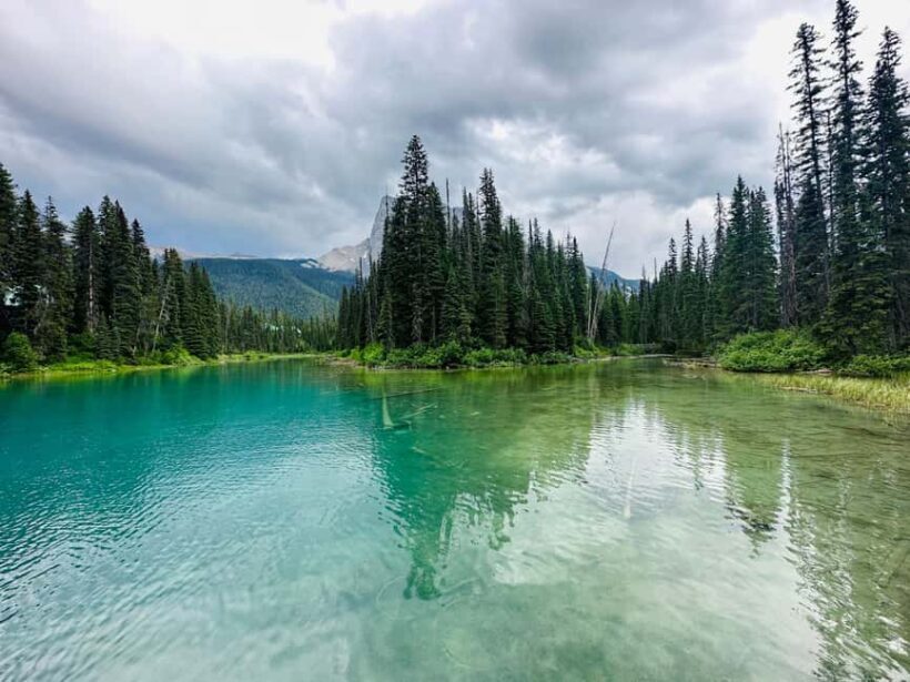 Banff/Calgary:1-Day to Lake Louise,Moraine Lake,Emerald Lake - What to Expect from the Experience