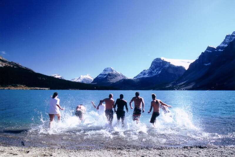 Banff: Experience Moraine, Louise & Peyto Lakes (2 Days) - Why This Tour Is a Good Deal