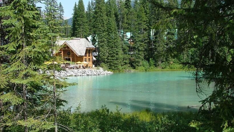 Banff Gondola, Lake Louise, Emerald, Minnewanka & Banff Town - Exploring the Highlights of the Banff Day Trip